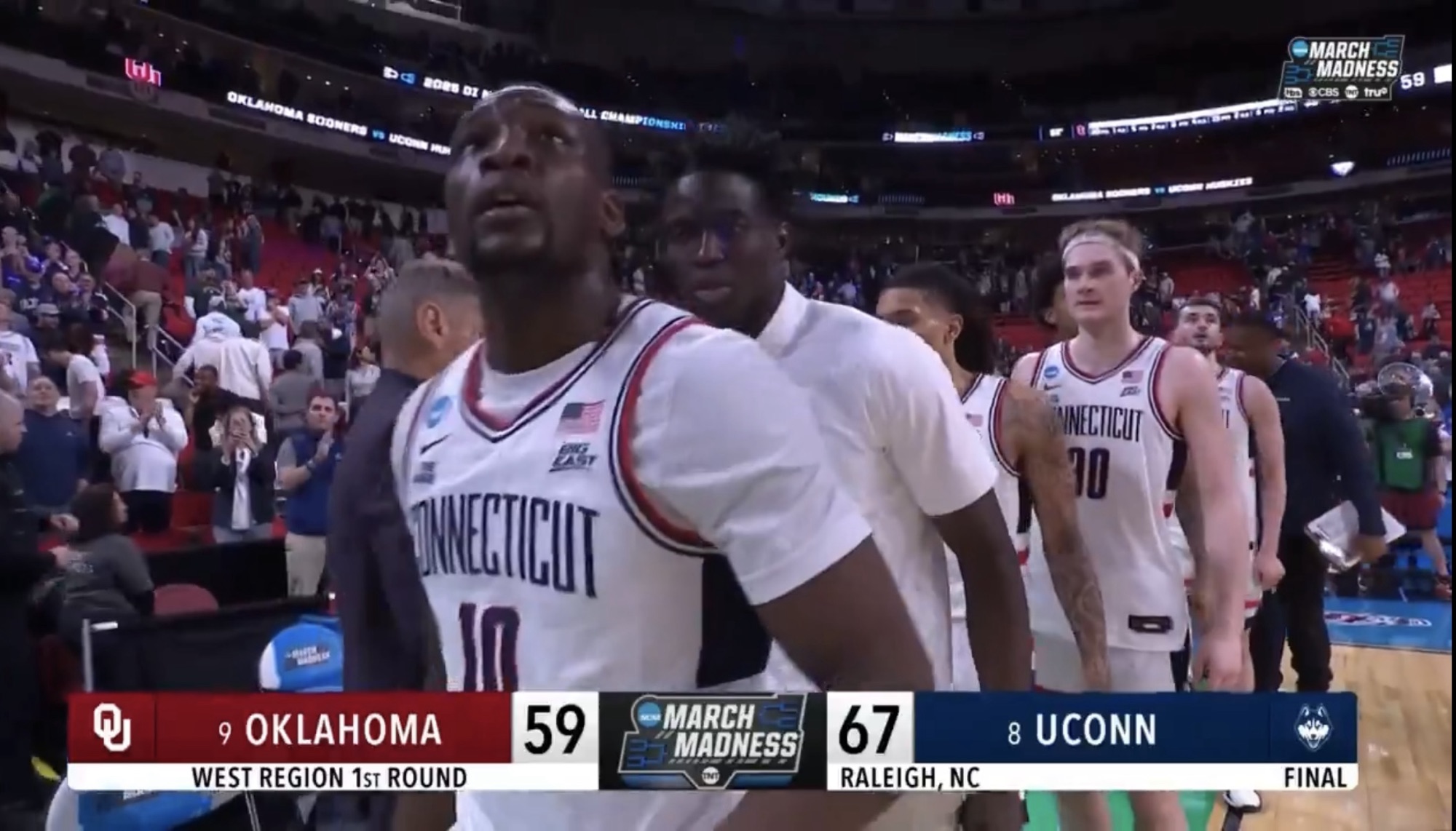 UConn beats Oklahoma to keep 3-peat bid alive | The Sports Cast