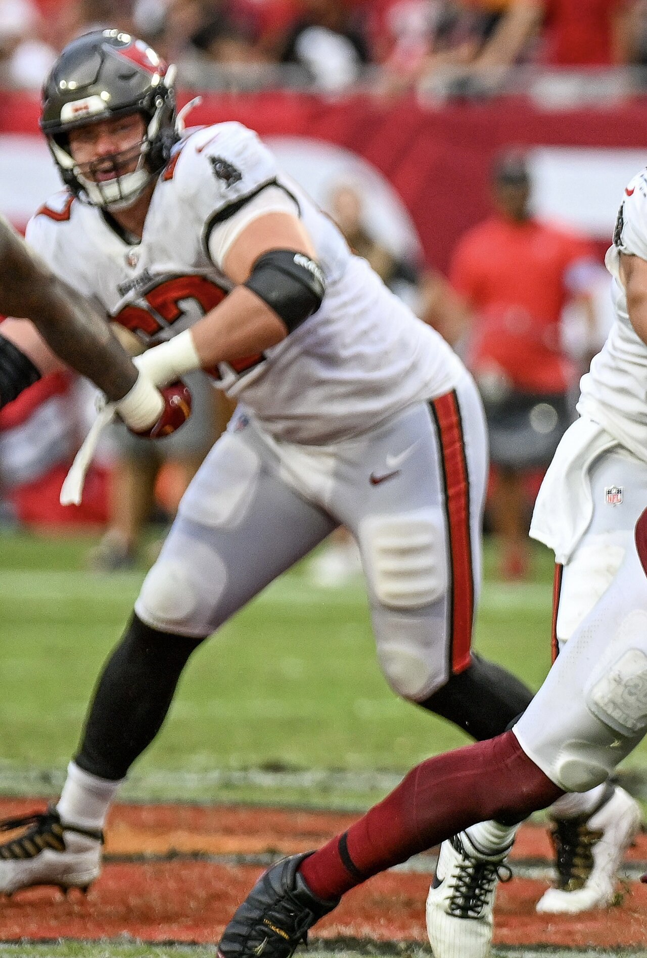 Bucs, Luke Goedeke agree to 4-year, $90M extension | The Sports Cast
