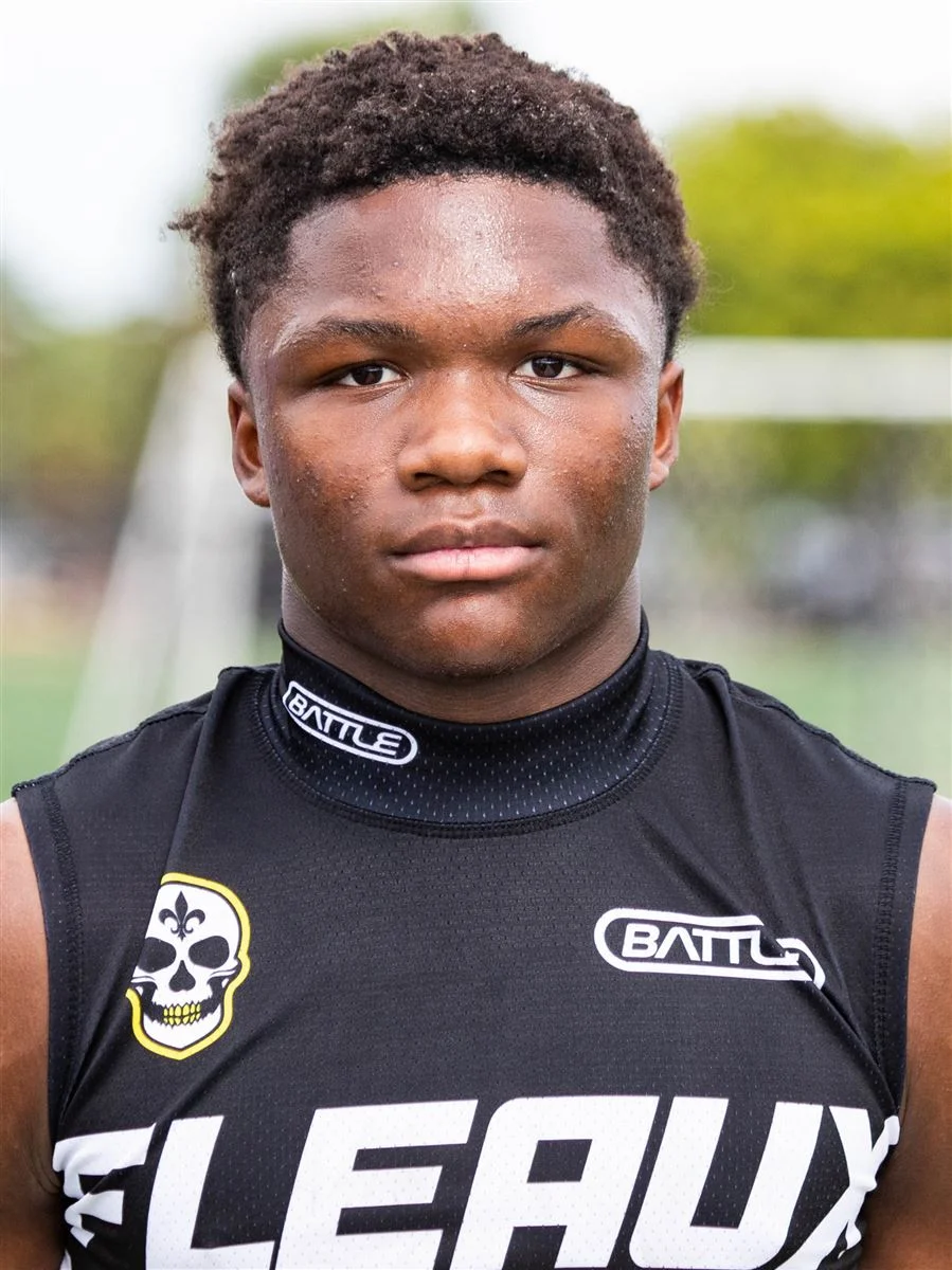 Texas lands first 2027 commit in 5-star WR Easton Royal | The Sports Cast