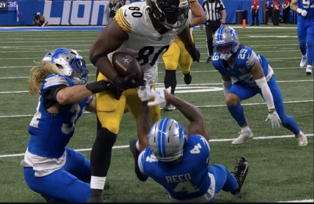 Lions fall to Steelers in surreal finish | The Sports Cast